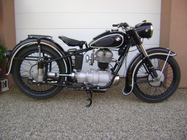 Prodám BMW R-25/2, r.v.1952 - i-Veteran.cz